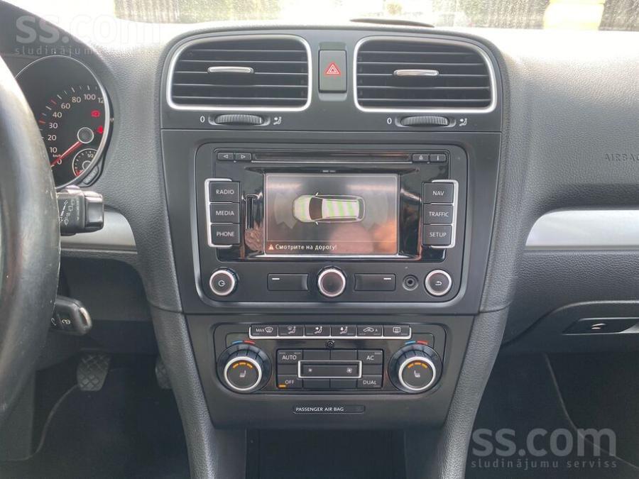 Black Volkswagen Golf 2010 in Daugavpils, with an engine capacity of 2.00 L and mileage of 0 thousand km for 4350 €, photo 12 on AUTOMOTO.COM.LV