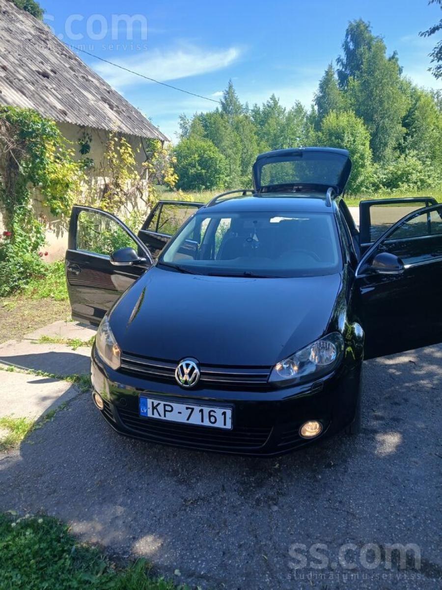 Melns Volkswagen Golf 2010 Dobele, ar dzinēja tilpumu 1.60 L un nobraukumu 300 tūkst. km par 2950 €, foto 4 vietnē AUTOMOTO.COM.LV