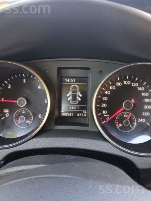 Melns Volkswagen Golf 2010 Dobele, ar dzinēja tilpumu 1.60 L un nobraukumu 300 tūkst. km par 2950 €, foto 6 vietnē AUTOMOTO.COM.LV