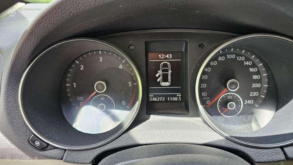 Melns Volkswagen Golf 2010 Kėdainiai, ar dzinēja tilpumu 1.60 L un nobraukumu 346 tūkst. km par 2800 €, foto 5 vietnē AUTOMOTO.COM.LV