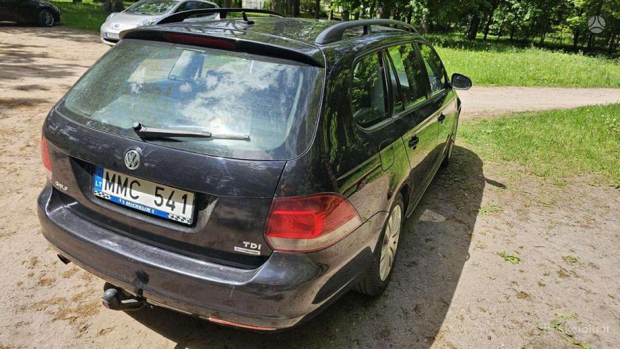 Black Volkswagen Golf 2010 in Kedainiai, with an engine capacity of 1.60 L and mileage of 346 thousand km for 2800 €, photo 13 on AUTOMOTO.COM.LV
