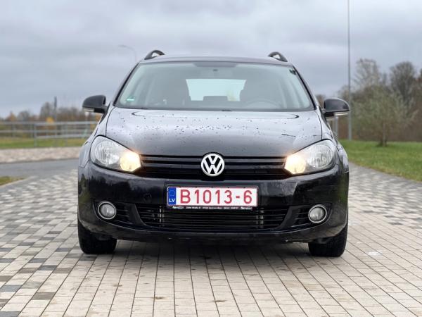 Melns Volkswagen Golf 2010 Rīga, ar dzinēja tilpumu 1.60 L un nobraukumu 258 tūkst. km par 4350 €, foto 1 vietnē AUTOMOTO.COM.LV