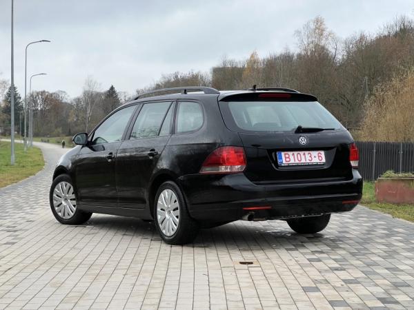 Melns Volkswagen Golf 2010 Rīga, ar dzinēja tilpumu 1.60 L un nobraukumu 258 tūkst. km par 4350 €, foto 3 vietnē AUTOMOTO.COM.LV