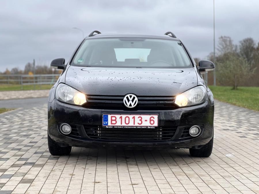 Black Volkswagen Golf 2010 in Riga, with an engine capacity of 1.60 L and mileage of 258 thousand km for 4350 €, photo 1 on AUTOMOTO.COM.LV