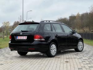 Black Volkswagen Golf 2010 in Riga, with an engine capacity of 1.60 L and mileage of 258 thousand km for 4350 €, photo 7 on AUTOMOTO.COM.LV