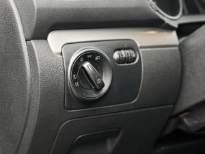 Black Volkswagen Golf 2010 in Riga, with an engine capacity of 1.60 L and mileage of 258 thousand km for 4350 €, photo 14 on AUTOMOTO.COM.LV