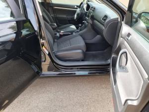 Black Volkswagen Golf 2010 in Jekabpils, with an engine capacity of 1.60 L and mileage of 268 thousand km for 4590 €, photo 20 on AUTOMOTO.COM.LV