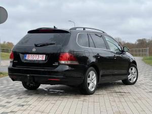 Black Volkswagen Golf 2010 in Rezekne, with an engine capacity of 1.60 L and mileage of 258 thousand km for 4500 €, photo 7 on AUTOMOTO.COM.LV
