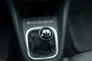 Black Volkswagen Golf 2010 in Liepaja, with an engine capacity of 1.60 L and mileage of 391 thousand km for 4850 €, photo 20 on AUTOMOTO.COM.LV