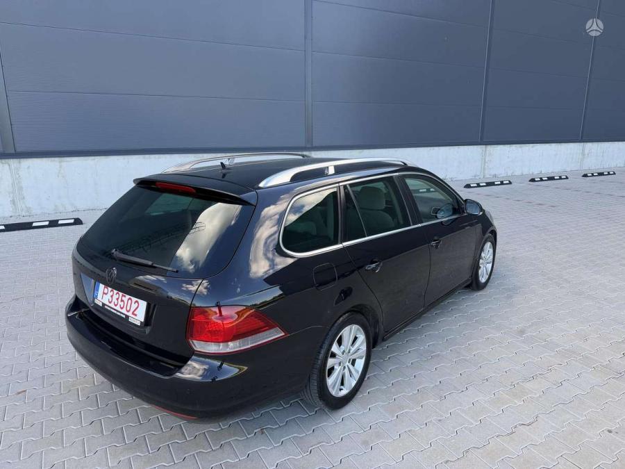 Melns Volkswagen Golf 2010 Šauļi, ar dzinēja tilpumu 1.97 L un nobraukumu 288 tūkst. km par 3390 €, foto 13 vietnē AUTOMOTO.COM.LV