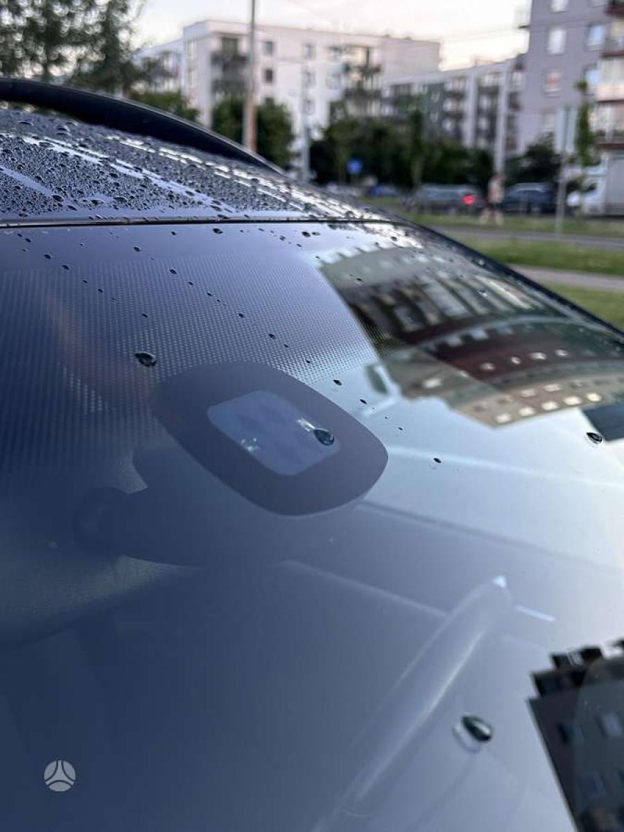 Black Volkswagen Golf 2010 in Vilnius, with an engine capacity of 1.60 L and mileage of 335 thousand km for 3300 €, photo 13 on AUTOMOTO.COM.LV