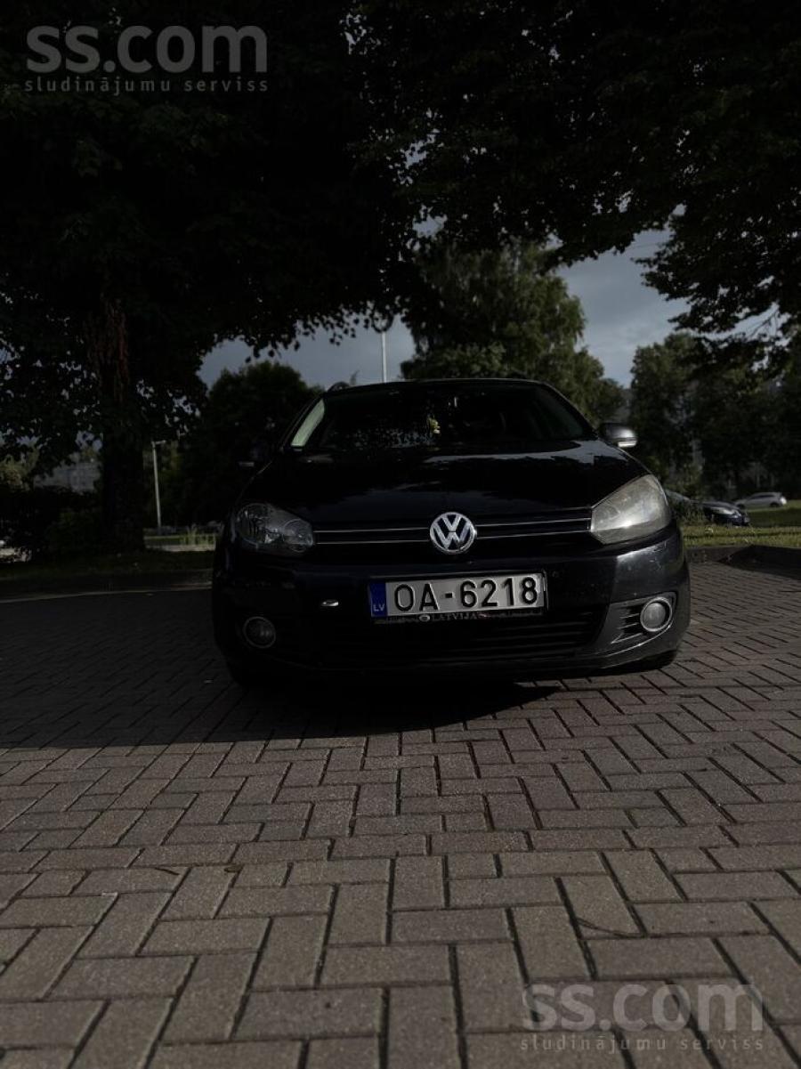 Melns Volkswagen Golf 2010 Rīga, ar dzinēja tilpumu 2.00 L un nobraukumu 350 tūkst. km par 900 €, foto 1 vietnē AUTOMOTO.COM.LV
