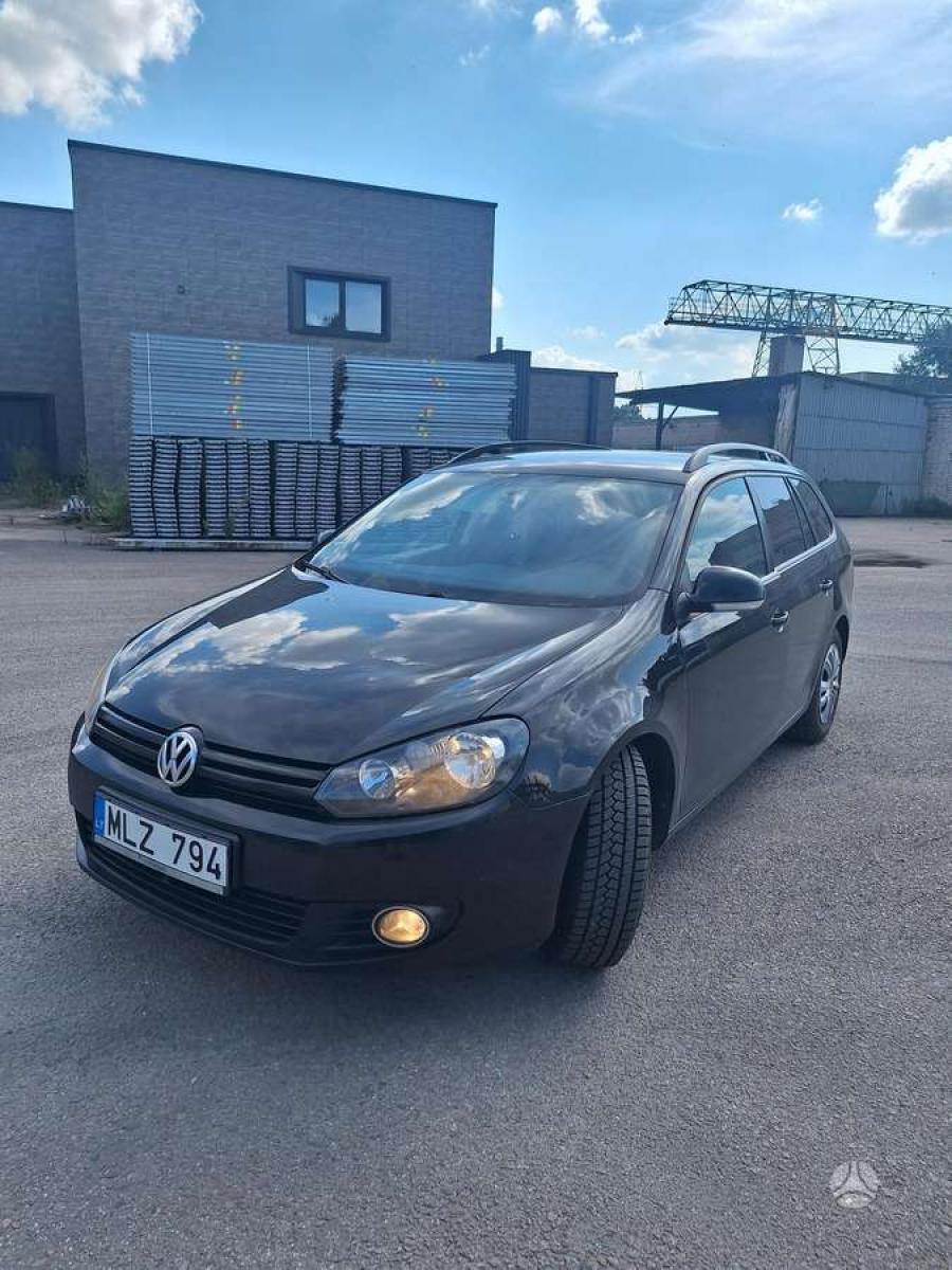 Melns Volkswagen Golf 2010 Kauņa, ar dzinēja tilpumu 1.60 L un nobraukumu 347 tūkst. km par 2450 €, foto 3 vietnē AUTOMOTO.COM.LV
