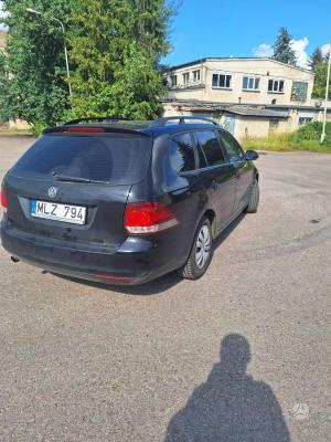 Melns Volkswagen Golf 2010 Kauņa, ar dzinēja tilpumu 1.60 L un nobraukumu 347 tūkst. km par 2450 €, foto 5 vietnē AUTOMOTO.COM.LV
