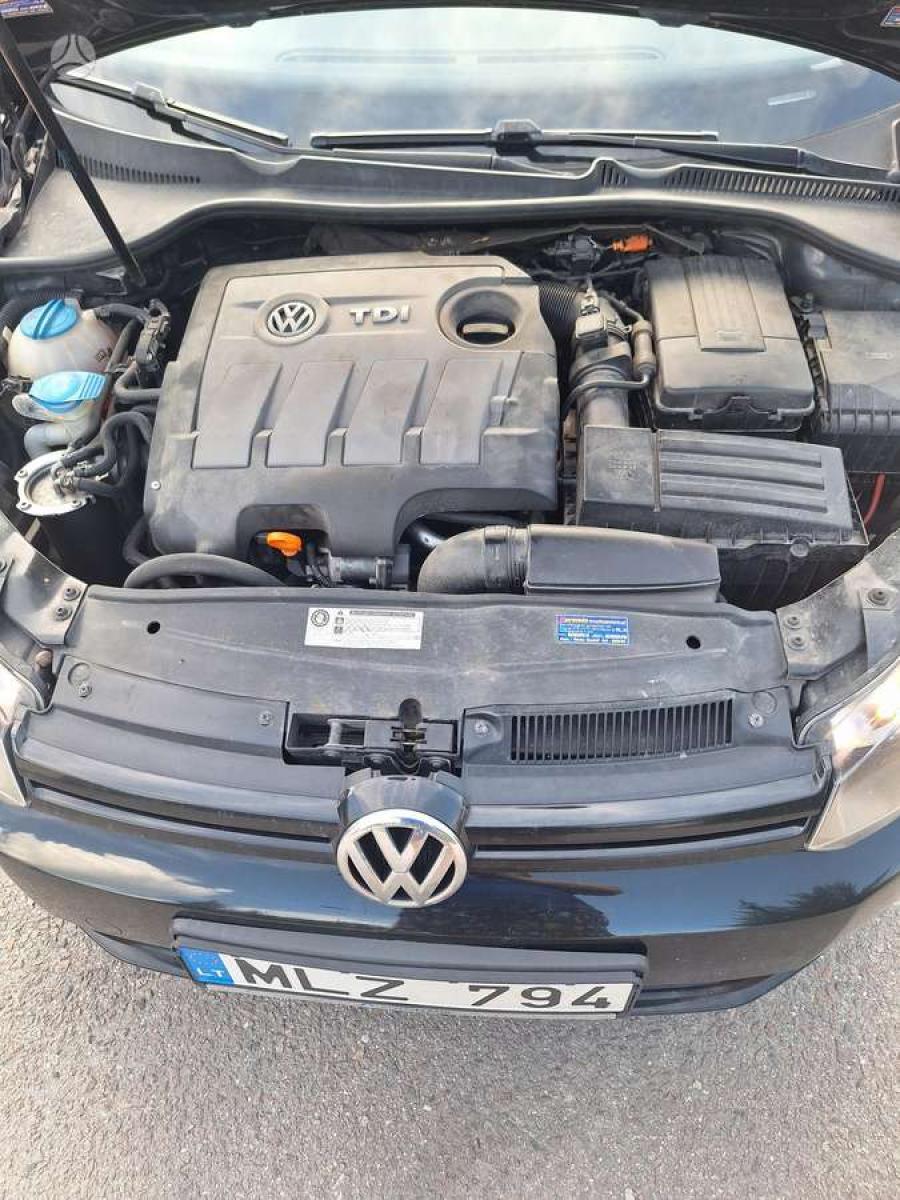 Melns Volkswagen Golf 2010 Kauņa, ar dzinēja tilpumu 1.60 L un nobraukumu 347 tūkst. km par 2450 €, foto 8 vietnē AUTOMOTO.COM.LV