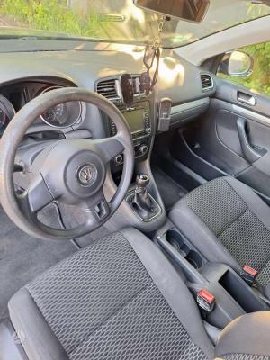 Melns Volkswagen Golf 2010 Kauņa, ar dzinēja tilpumu 1.60 L un nobraukumu 347 tūkst. km par 2450 €, foto 9 vietnē AUTOMOTO.COM.LV