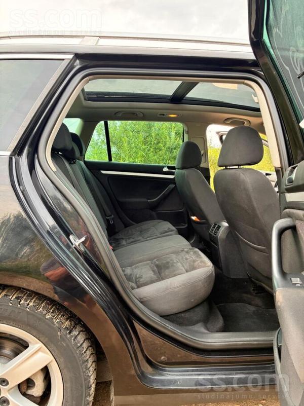 Melns Volkswagen Golf 2010 Rīga, ar dzinēja tilpumu 2.00 L un nobraukumu 389 tūkst. km par 2700 €, foto 8 vietnē AUTOMOTO.COM.LV