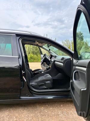 Melns Volkswagen Golf 2010 Rīga, ar dzinēja tilpumu 2.00 L un nobraukumu 389 tūkst. km par 2200 €, foto 8 vietnē AUTOMOTO.COM.LV