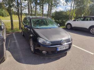Melns Volkswagen Golf 2010 Viļņa, ar dzinēja tilpumu 1.60 L un nobraukumu 238 tūkst. km par 1600 €, foto  vietnē AUTOMOTO.COM.LV
