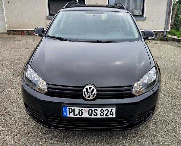 Melns Volkswagen Golf 2010 Kretinga, ar dzinēja tilpumu 1.60 L un nobraukumu 332 tūkst. km par 2990 €, foto 1 vietnē AUTOMOTO.COM.LV