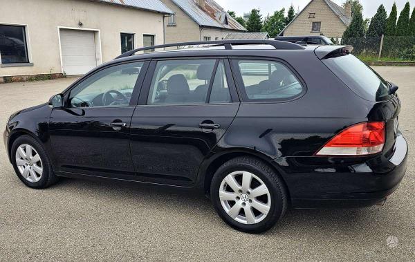 Melns Volkswagen Golf 2010 Kretinga, ar dzinēja tilpumu 1.60 L un nobraukumu 332 tūkst. km par 2990 €, foto 6 vietnē AUTOMOTO.COM.LV