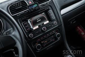 Melns Volkswagen Golf 2010 Jelgava, ar dzinēja tilpumu 1.60 L un nobraukumu 253 tūkst. km par 4500 €, foto 12 vietnē AUTOMOTO.COM.LV