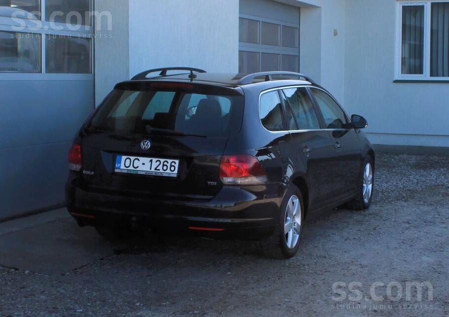 Melns Volkswagen Golf 2011 Tukums, ar dzinēja tilpumu 1.60 L un nobraukumu 208 tūkst. km par 4390 €, foto 3 vietnē AUTOMOTO.COM.LV