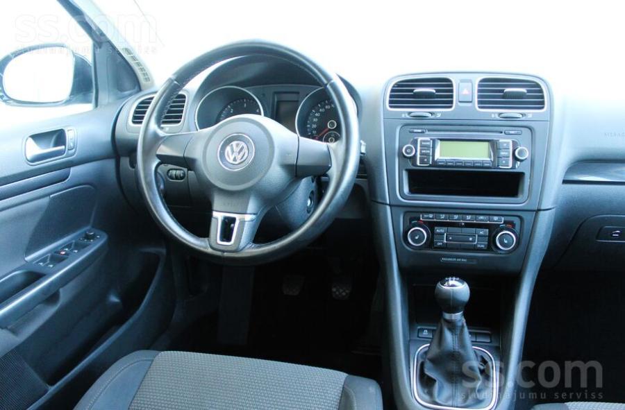 Melns Volkswagen Golf 2011 Tukums, ar dzinēja tilpumu 1.60 L un nobraukumu 208 tūkst. km par 4390 €, foto 6 vietnē AUTOMOTO.COM.LV