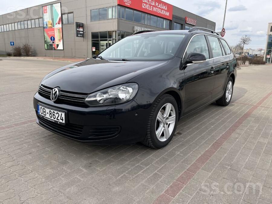 Black Volkswagen Golf 2011 in Riga, with an engine capacity of 1.60 L and mileage of 186 thousand km for 4200 €, photo 1 on AUTOMOTO.COM.LV