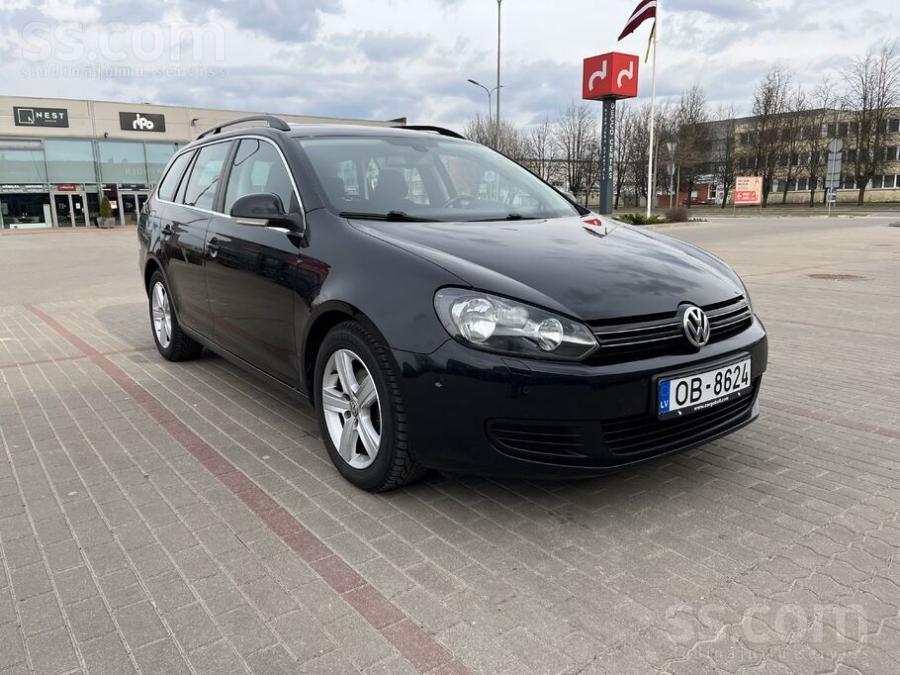 Black Volkswagen Golf 2011 in Riga, with an engine capacity of 1.60 L and mileage of 186 thousand km for 4200 €, photo 2 on AUTOMOTO.COM.LV