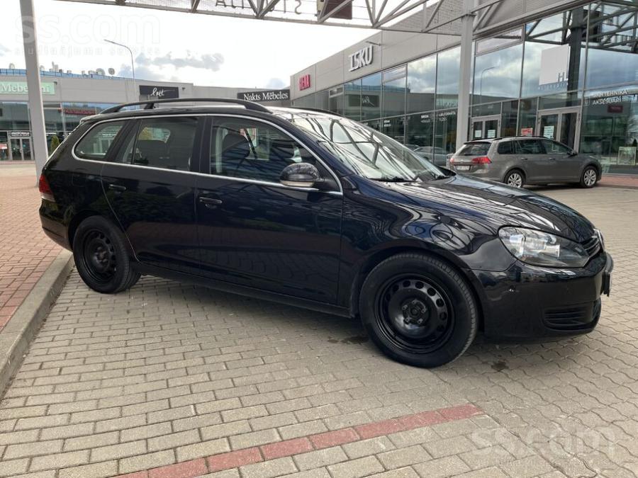 Black Volkswagen Golf 2011 in Riga, with an engine capacity of 1.60 L and mileage of 186 thousand km for 4200 €, photo 13 on AUTOMOTO.COM.LV