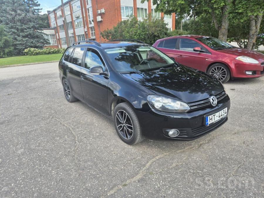 Melns Volkswagen Golf 2011 Ogre, ar dzinēja tilpumu 2.00 L un nobraukumu 333 tūkst. km par 2250 €, foto 1 vietnē AUTOMOTO.COM.LV
