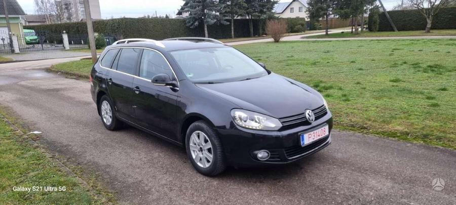 Black Volkswagen Golf 2011 in Kedainiai, with an engine capacity of 1.39 L and mileage of 198 thousand km for 4999 €, photo 1 on AUTOMOTO.COM.LV