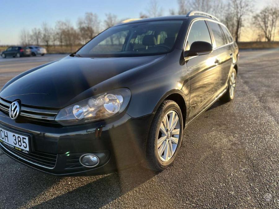Melns Volkswagen Golf 2011 Raseiniai, ar dzinēja tilpumu 1.60 L un nobraukumu 286 tūkst. km par 4000 €, foto 1 vietnē AUTOMOTO.COM.LV
