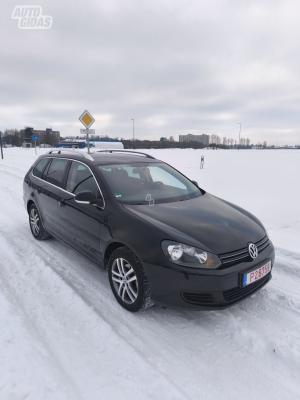 Black Volkswagen Golf 2011 in Kaunas, with an engine capacity of 1.60 L and mileage of 186 thousand km for 2650 €, photo  on AUTOMOTO.COM.LV