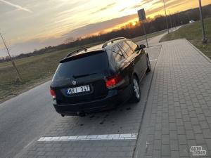 Black Volkswagen Golf 2011 in Vilnius, with an engine capacity of 1.60 L and mileage of 264 thousand km for 2400 €, photo 5 on AUTOMOTO.COM.LV