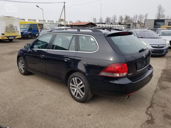 Black Volkswagen Golf 2011 in Kaunas, with an engine capacity of 1.60 L and mileage of 202 thousand km for 4350 €, photo 7 on AUTOMOTO.COM.LV