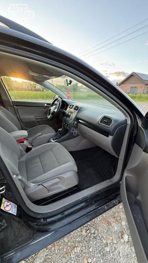 Black Volkswagen Golf 2011 in Kaunas, with an engine capacity of 1.60 L and mileage of 249 thousand km for 3300 €, photo 7 on AUTOMOTO.COM.LV
