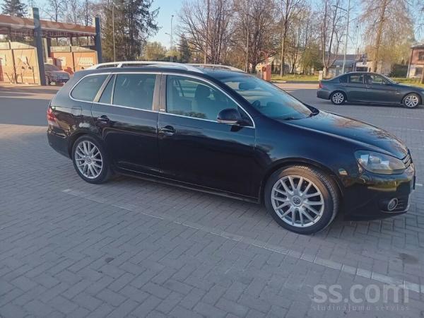 Black Volkswagen Golf 2011 in Jelgava, with an engine capacity of 1.60 L and mileage of 214 thousand km for 7600 €, photo 1 on AUTOMOTO.COM.LV
