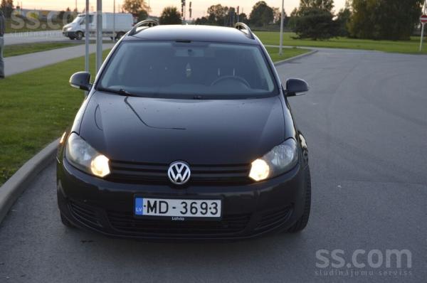 Melns Volkswagen Golf 2011 Rīga, ar dzinēja tilpumu 1.60 L un nobraukumu 395 tūkst. km par 2100 €, foto 3 vietnē AUTOMOTO.COM.LV