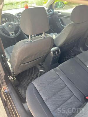 Melns Volkswagen Golf 2011 Rīga, ar dzinēja tilpumu 2.00 L un nobraukumu 318 tūkst. km par 2699 €, foto 10 vietnē AUTOMOTO.COM.LV