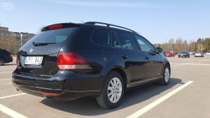 Black Volkswagen Golf 2011 in Kaunas, with an engine capacity of 1.60 L and mileage of 292 thousand km for 3000 €, photo 4 on AUTOMOTO.COM.LV