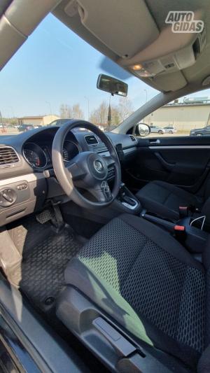 Black Volkswagen Golf 2011 in Kaunas, with an engine capacity of 1.60 L and mileage of 292 thousand km for 3000 €, photo 11 on AUTOMOTO.COM.LV