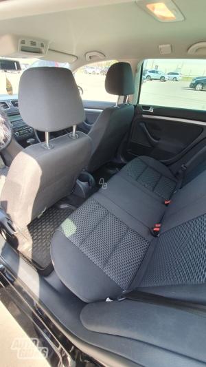 Black Volkswagen Golf 2011 in Kaunas, with an engine capacity of 1.60 L and mileage of 292 thousand km for 3000 €, photo 12 on AUTOMOTO.COM.LV