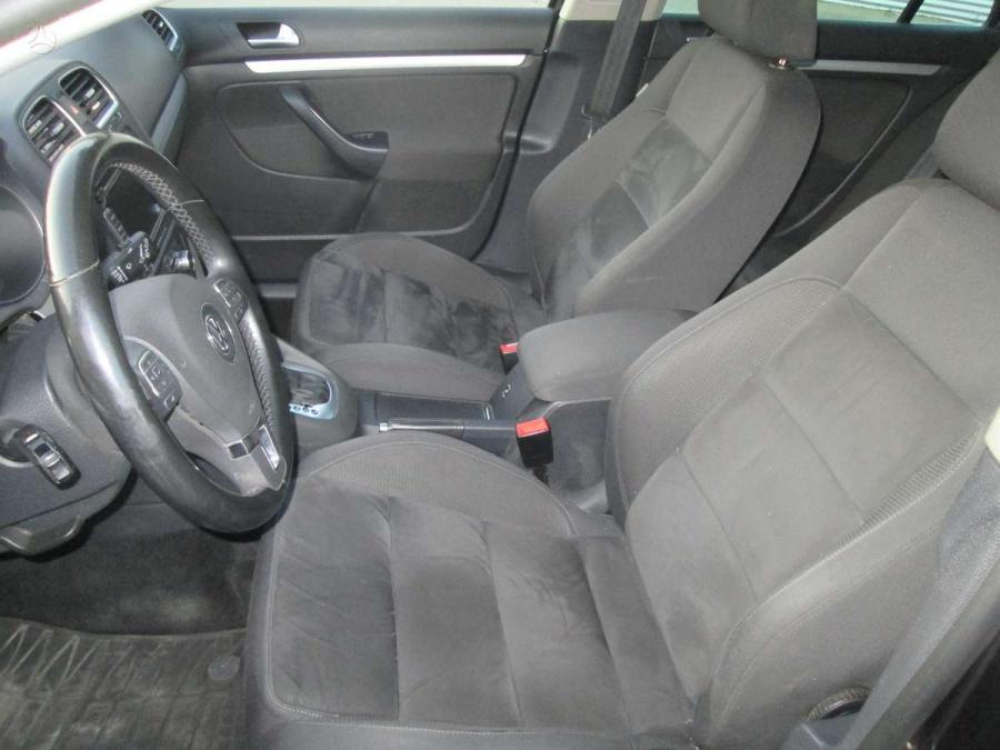 Melns Volkswagen Golf 2011 Kelmė, ar dzinēja tilpumu 1.60 L un nobraukumu 275 tūkst. km par 3490 €, foto 8 vietnē AUTOMOTO.COM.LV