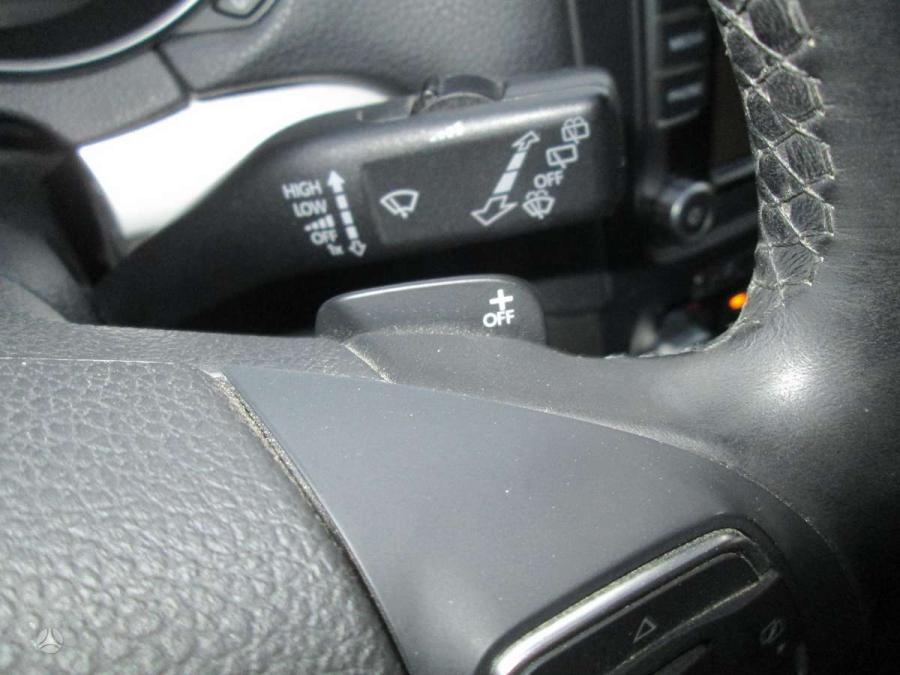 Melns Volkswagen Golf 2011 Kelmė, ar dzinēja tilpumu 1.60 L un nobraukumu 275 tūkst. km par 3490 €, foto 11 vietnē AUTOMOTO.COM.LV