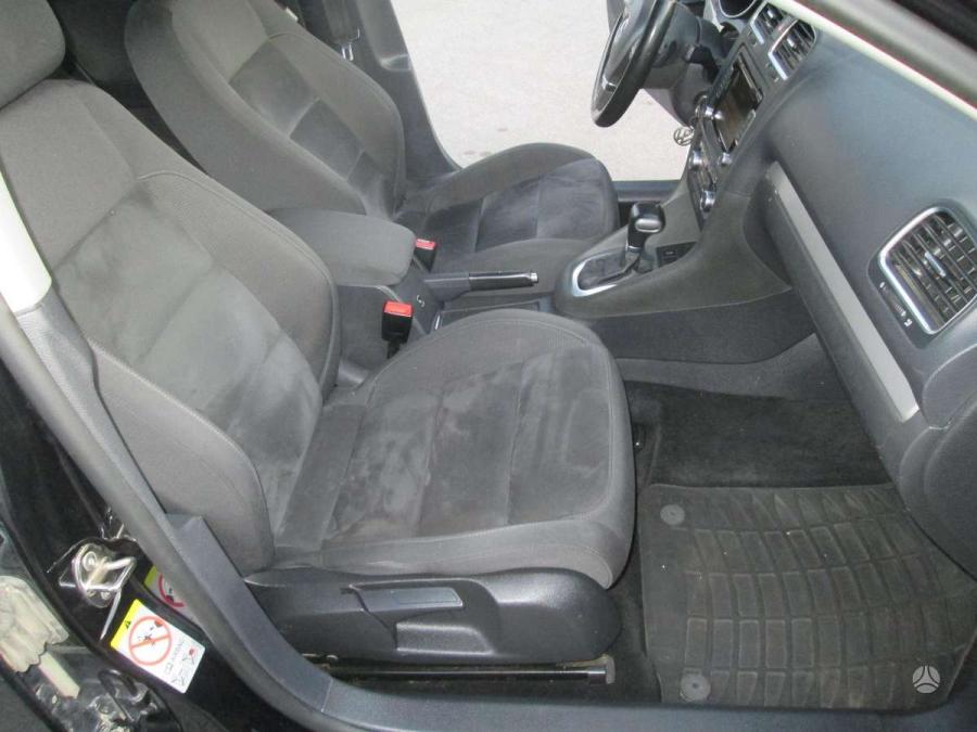 Melns Volkswagen Golf 2011 Kelmė, ar dzinēja tilpumu 1.60 L un nobraukumu 275 tūkst. km par 3490 €, foto 12 vietnē AUTOMOTO.COM.LV