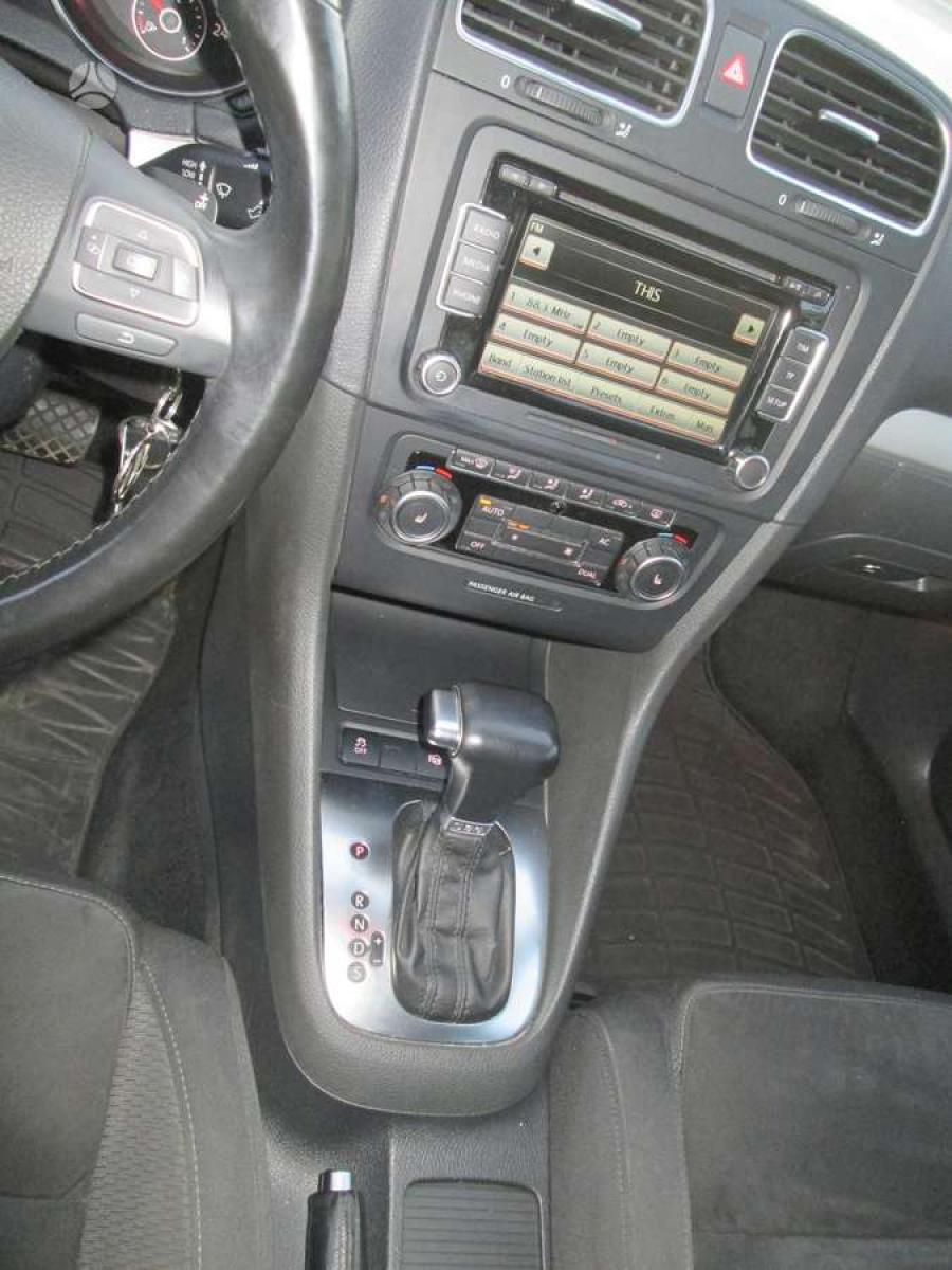 Melns Volkswagen Golf 2011 Kelmė, ar dzinēja tilpumu 1.60 L un nobraukumu 275 tūkst. km par 3490 €, foto 14 vietnē AUTOMOTO.COM.LV