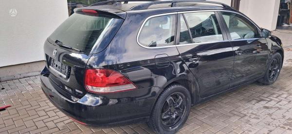 Melns Volkswagen Golf 2011 Pasvalys, ar dzinēja tilpumu 1.60 L un nobraukumu 272 tūkst. km par 3350 €, foto 8 vietnē AUTOMOTO.COM.LV