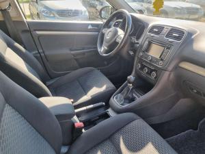 Melns Volkswagen Golf 2011 Kauņa, ar dzinēja tilpumu 1.60 L un nobraukumu 300 tūkst. km par 2500 €, foto 6 vietnē AUTOMOTO.COM.LV